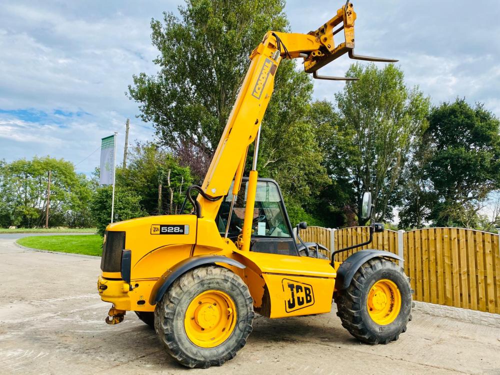 JCB 528S TELLEHANDLER * ONLY 5011 HOURS * C/W PICK UP HITCH * SEE VIDEO