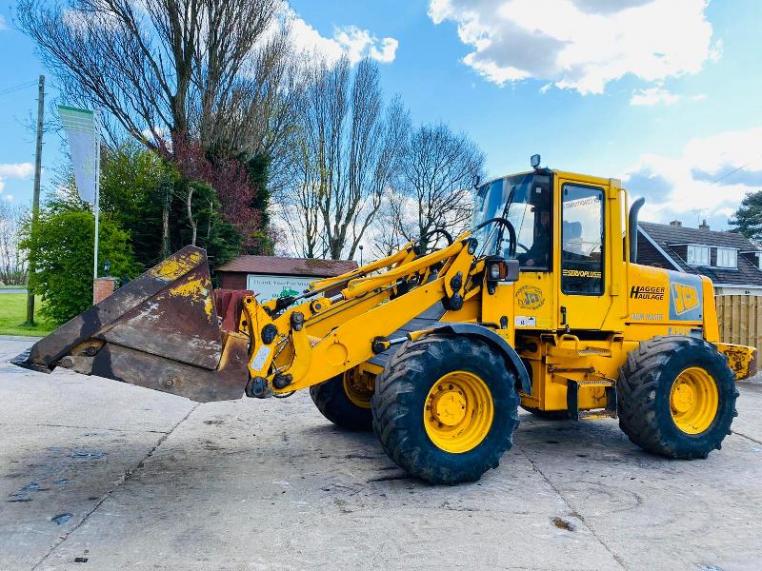 JCB 412S FARM SPECIAL 4WD LOADING SHOVEL C/W TOE TIP BUCKET