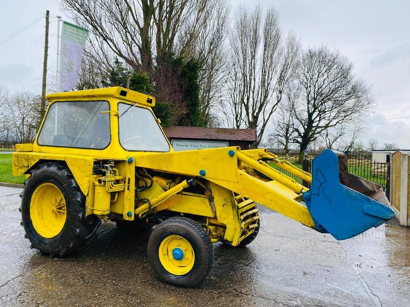 JCB 2D LOADING SHOVEL C/W BUCKET