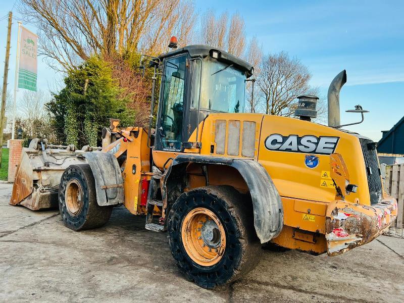 CASE 721F 4WD LOADING SHOVEL * YEAR 2015 * C/W TOE TIP GRAPPLE BUCKET ...