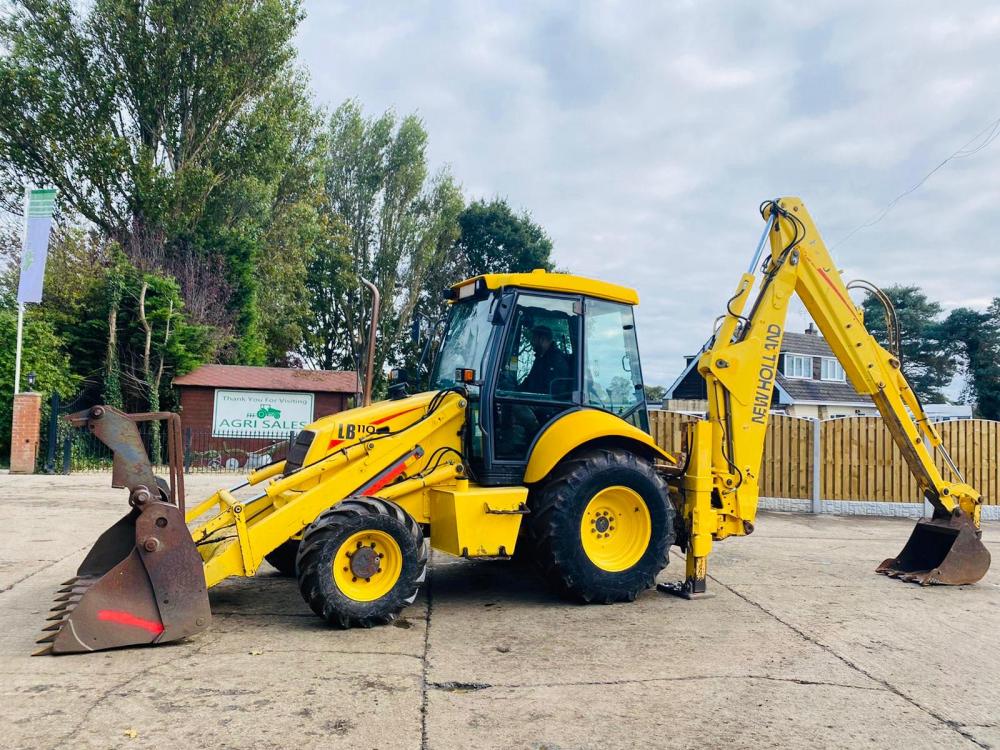 NEW HOLLAND LB110 BACK HOE DIGGER C/W EXTENDING DIG