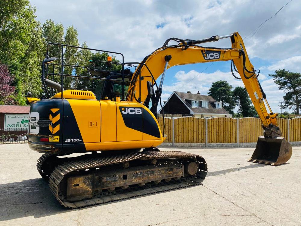 JCB JS130 TRACKED EXCAVATOR * YEAR 2014 , ONLY 6338 HOURS