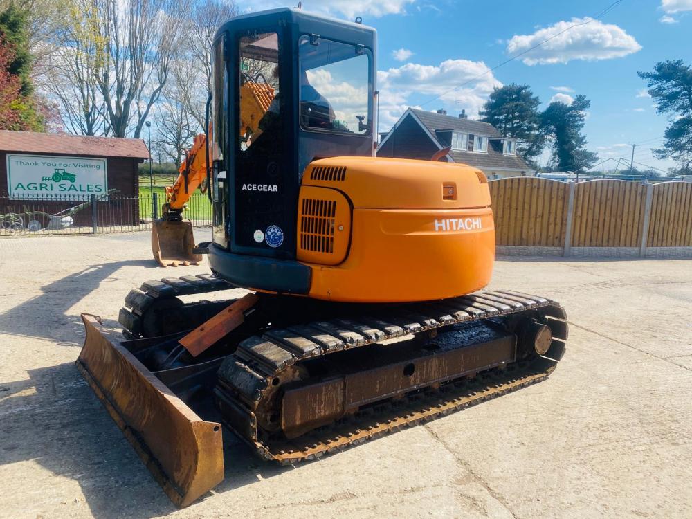 HITACHI EX80U TRACKED EXCAVATOR * ONLY 3624 HOURS C/W BLOCK PAD TRACKS