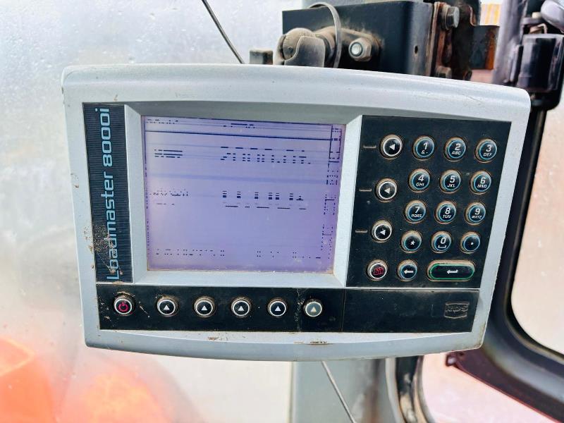 DOOSAN DL300 4WD LOADING SHOVEL *YEAR 2011* C/W REVERSE CAMERA *VIDEO*