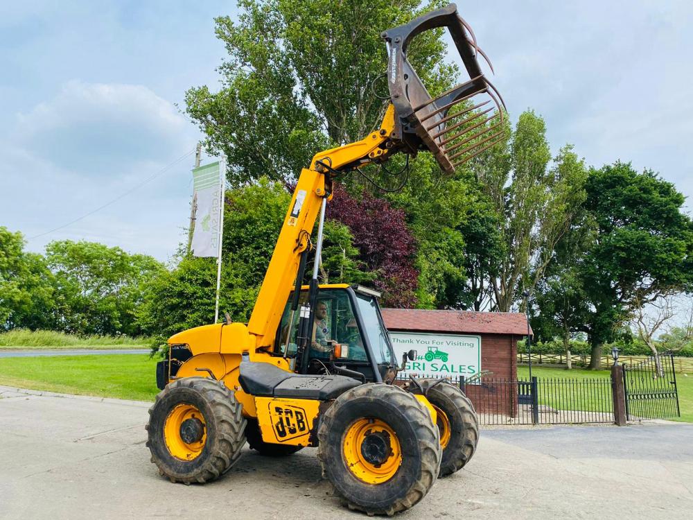 JCB 526-56 TURBO TELEHANDLER YEAR 2008 C/W STRIMECH MUCK GRAB & PICK UP ...