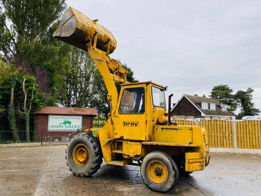 BRAY LOADING SHOVEL HIGH REACH C/W BUCKET