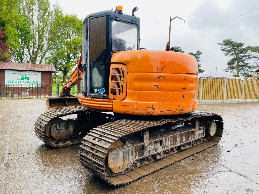 HITACHI EX135UR ZERO SWING TRACKED EXCAVATOR C/W QUICK HITCH