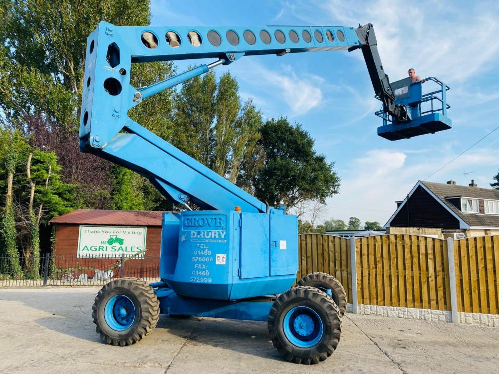 GROVES 20 METER CHERRY PICKER C/W 4 WHEEL STEER