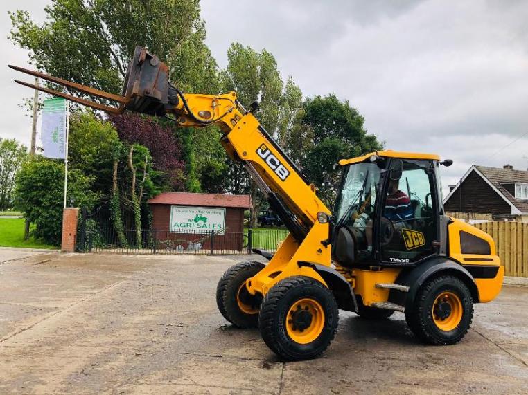 JCB TM220 TURBO TELEHANDLER * ONLY 2278 HOURS * C/W JOYSTICK CONTROL