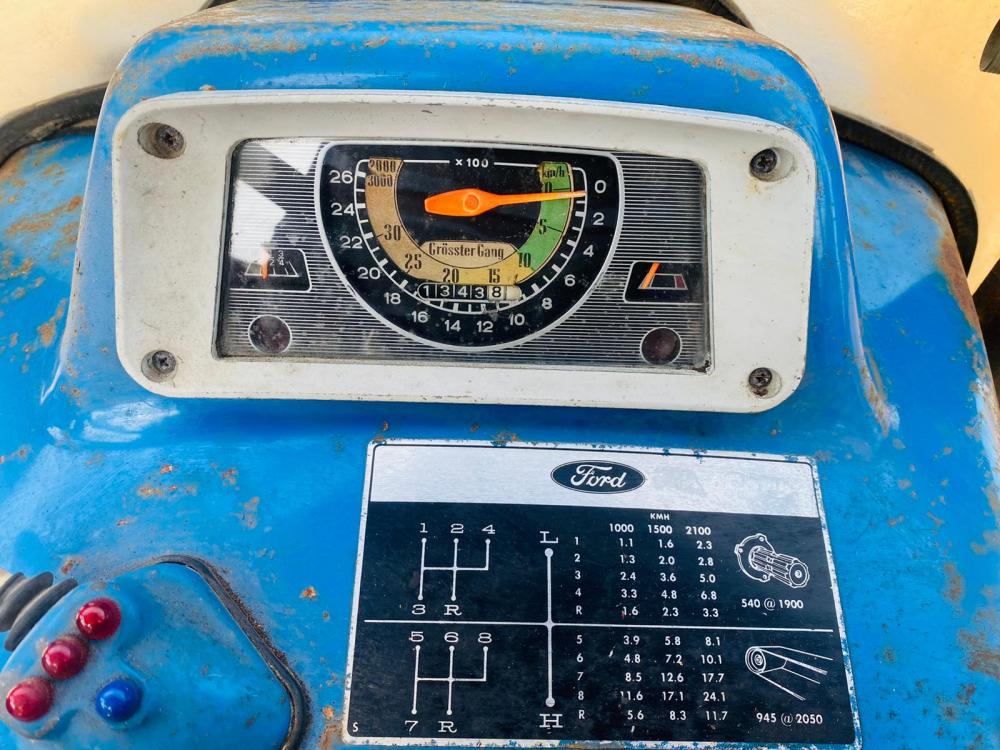 FORD 5000 ROADLESS 4WD TRACTOR C/W FRONT WEIGHTS