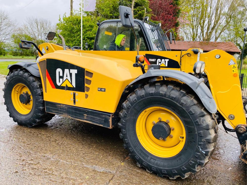 CATERPILLAR TH407 4WD TELEHANDLER *YEAR 2012 , AG-SPEC* C/W PICK UP HITCH