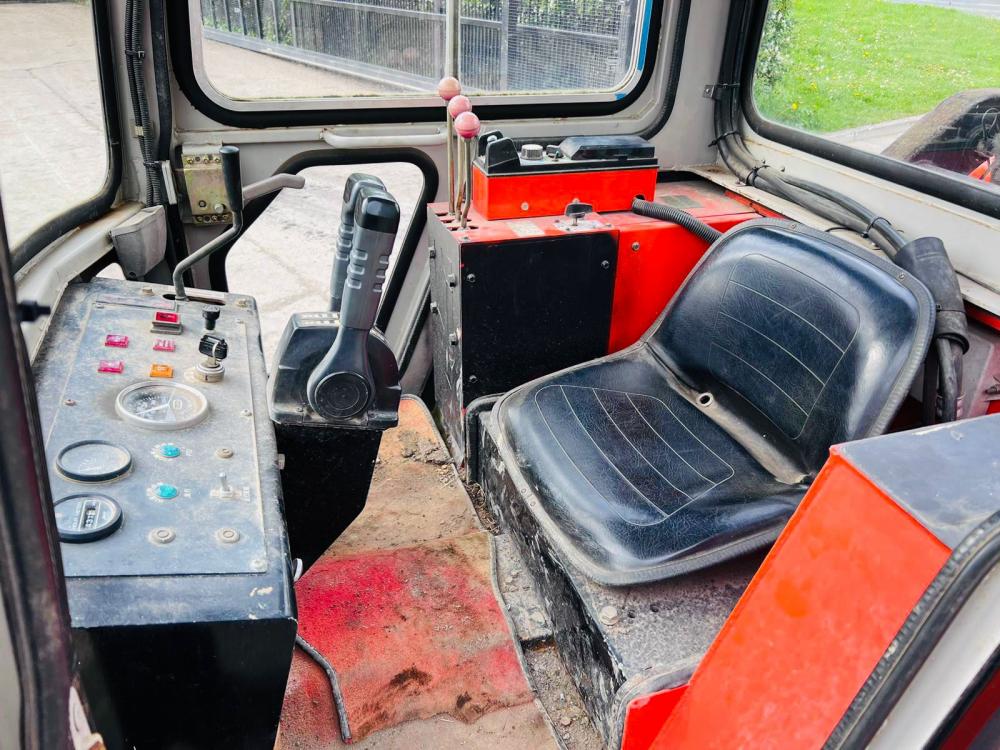 MOROOKA MK40S TRACKED TRACTOR C/W ROTAVATOR *VIDEO*