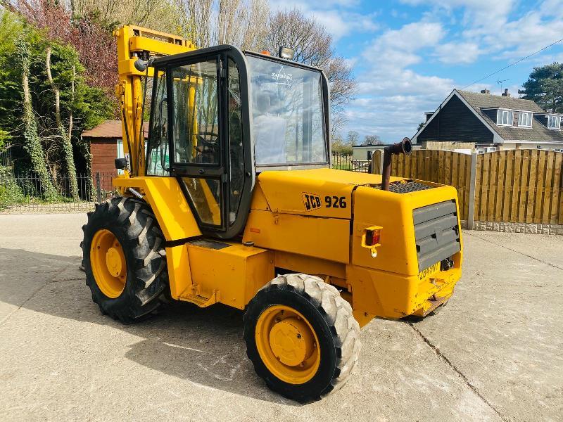 JCB 926 4WD ROUGH TERRIAN FORK LIFT C/W 2 STAGE MAST & PERKINS ENGINE