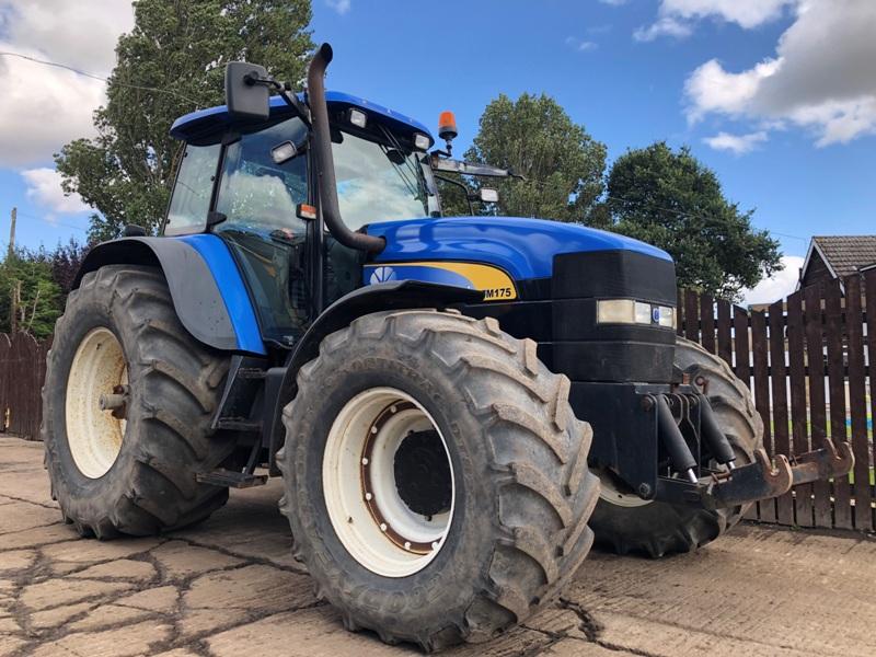 NEW HOLLAND TM175 4WD TRACTOR C/W FRONT LINKAGE
