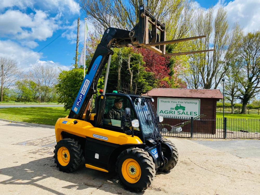 JCB 516-40 TELEHANDLER * YEAR 2016 ONLY 1914 HOURS * C/W PALLET TINES