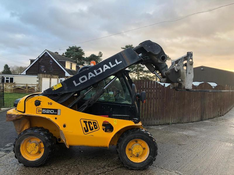 JCB 520-40 TELEHANDLER ** YEAR 2006 ** ONLY 2968 HOURS