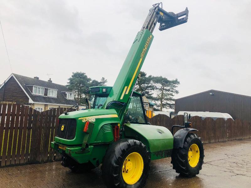 JOHN DEERE 3200 TELEHANDLER C/W PICK UP HITCH * PLEASE SEE VIDEO