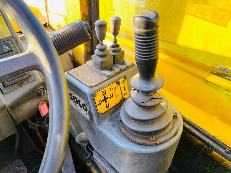 SANDERSON 726 TELEHANDLER * AG-SPEC * C/W SOLO CONTROLS & PICK UP HITCH