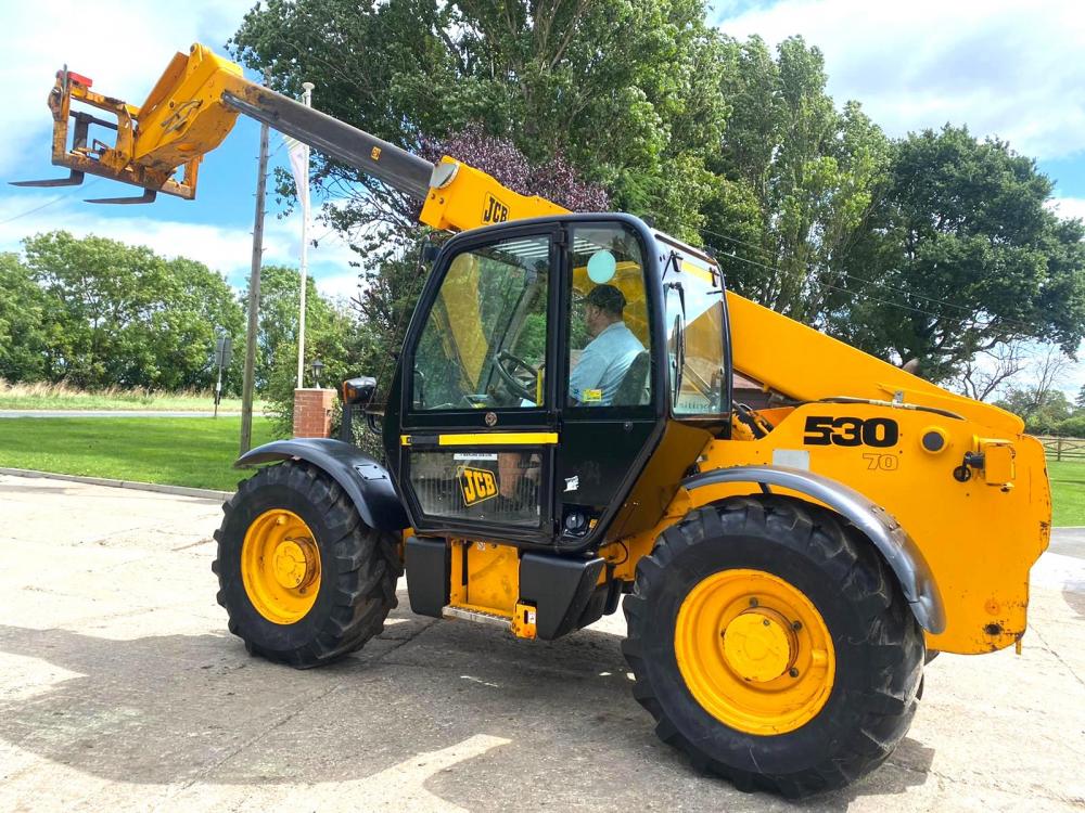 JCB 530-70 4WD TELEHANDLER * 7 METER REACH , 4708 HOURS * C/W PALLET TINES