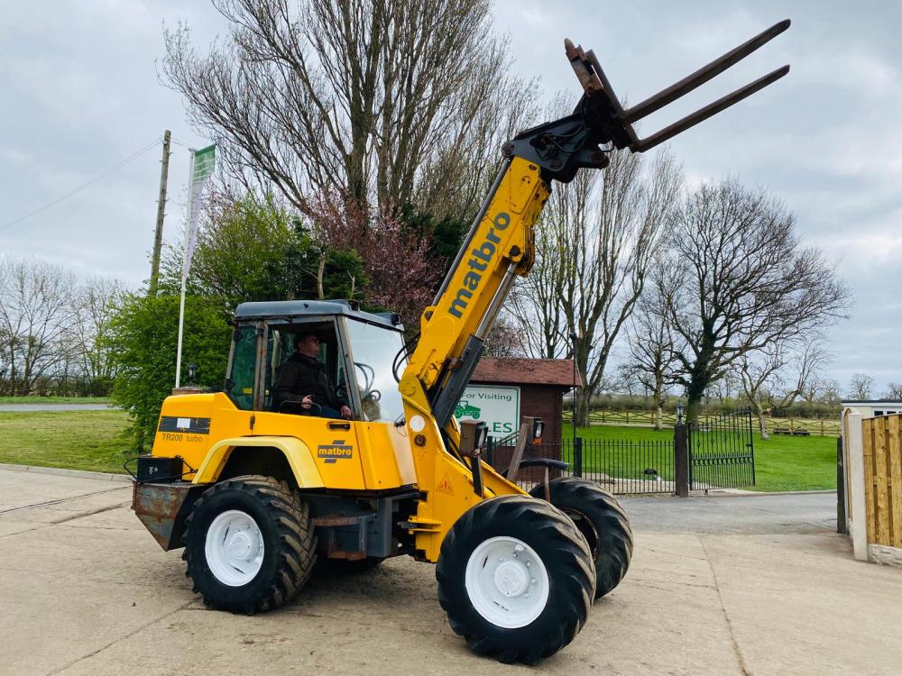 MATBRO TR200 4WD TELEHANDLER C/W PIN & CON HEAD STOCK