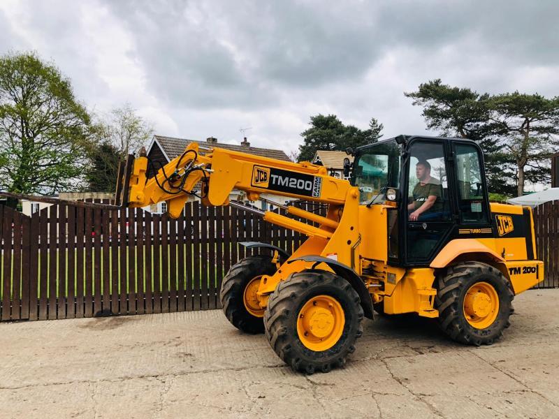 JCB TM200 FARM MASTER TELLEHANDLER ( PLEASE SEE VIDEO )