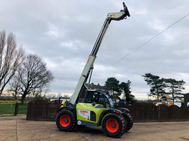 CLAAS SCORPION 7045 TURBO TELEHANDLER C/W PICK UP HITCH ** FARM SPEC