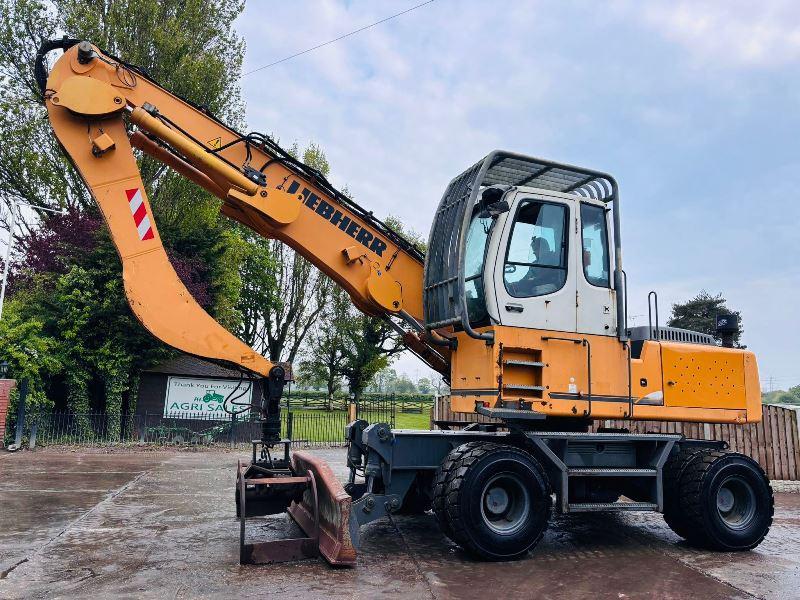 LIEBHERR 924C-HD HIGH RISED MATERIAL HANDLER C/W ROTATING LOG GRAB *VIDEO*