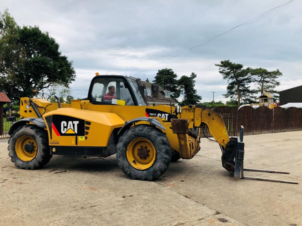 CATERPILLER TH414 TELEHANDLER * YEAR 2012 * ONLY 4433 HOURS * SEE VIDEO