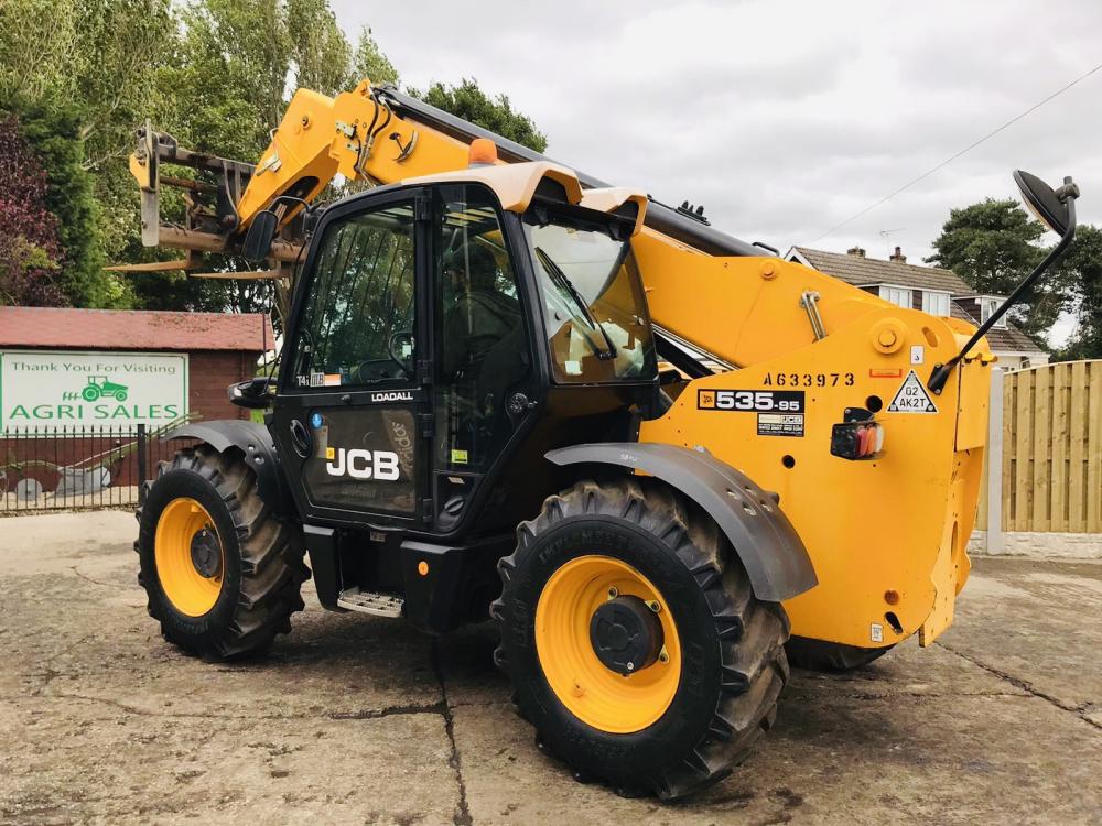 JCB 535-95 TELEHANDLER * YEAR 2014 , 9 1/2 METER *ONLY 4946 HOURS ...