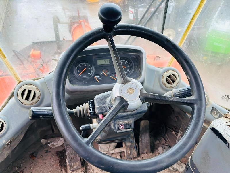 DOOSAN DL300 4WD LOADING SHOVEL *YEAR 2011* C/W REVERSE CAMERA *VIDEO*