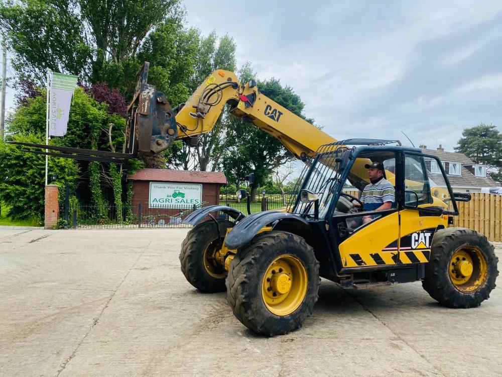 CATERPILLAR TH330B TURBO TELEHANDLER C/W HYDRAULIC QUICK HITCH