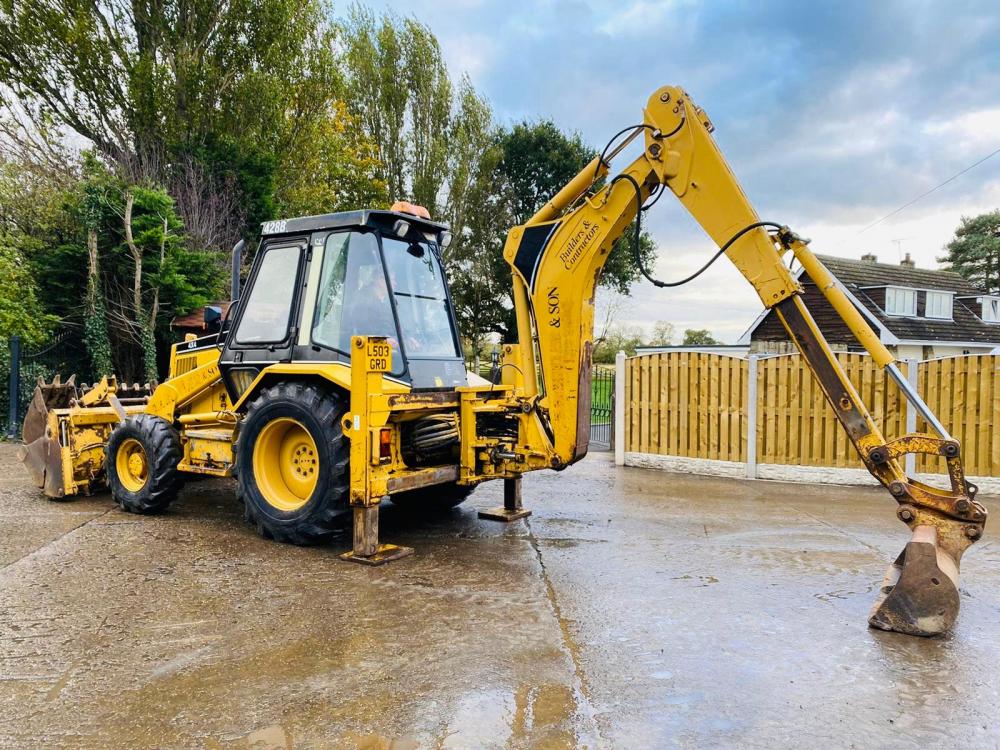 CATERPILLAR 428B BACK-HOE DIGGER C/W SELECTION OF BUCKETS & REAR ...