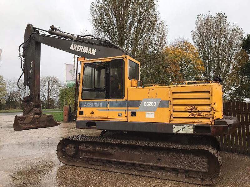 AKERMAN EC200 TRACKED EXCAVATOR