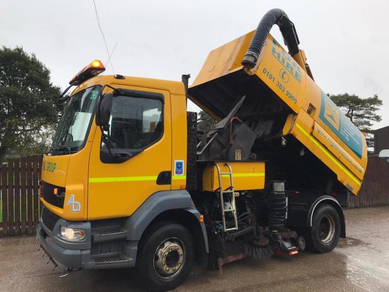 DAF LF 13 TON JOHNSTON ROAD SWEEPER ( PLEASE SEE VIDEO )