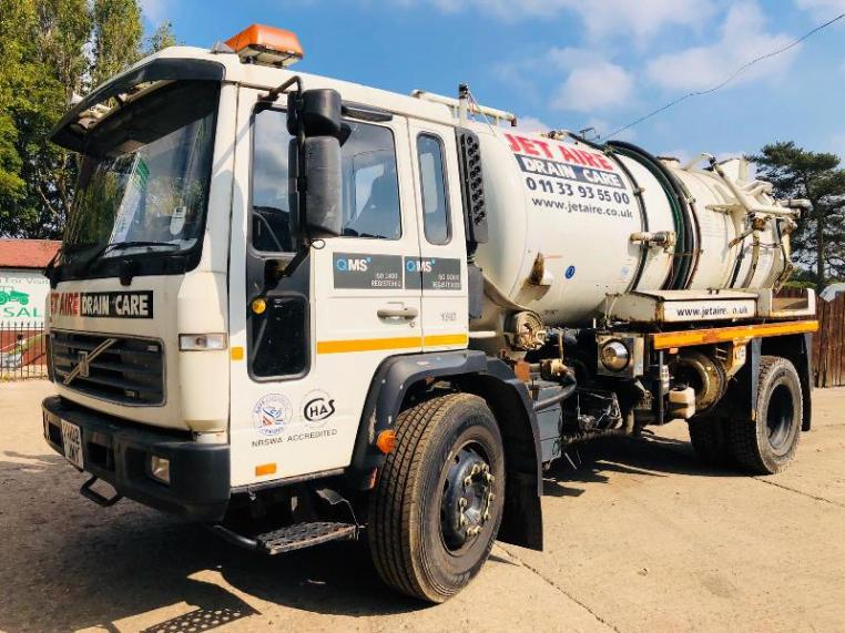 VOLVO FL180 GULLY SUCKER LORRY C/W REVERSE CAMERA