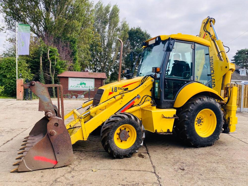 NEW HOLLAND LB110 BACK HOE DIGGER C/W EXTENDING DIG