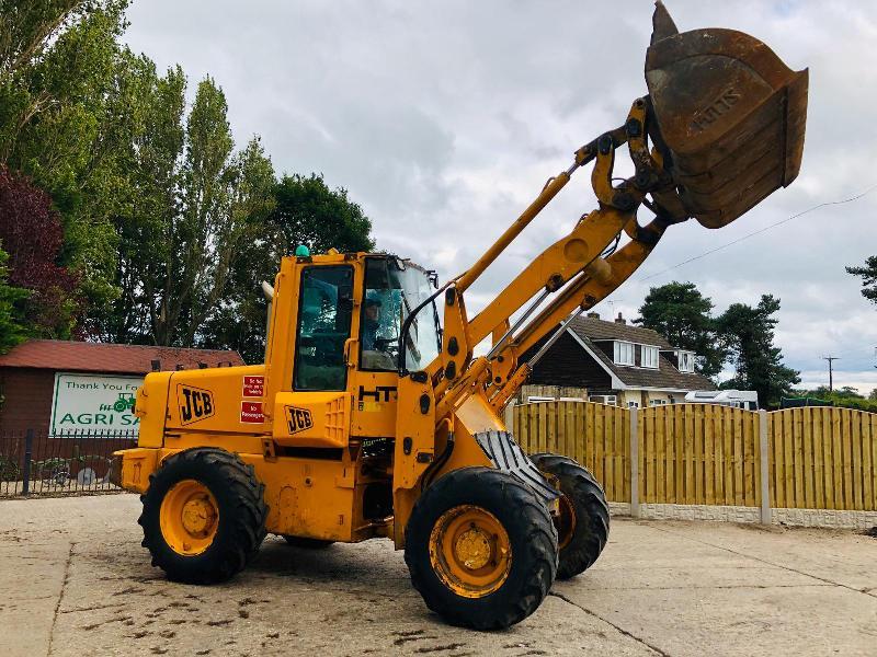 JCB 411 LOADING SHOVEL C/W JOYSTICK CONTROL & BUCKET