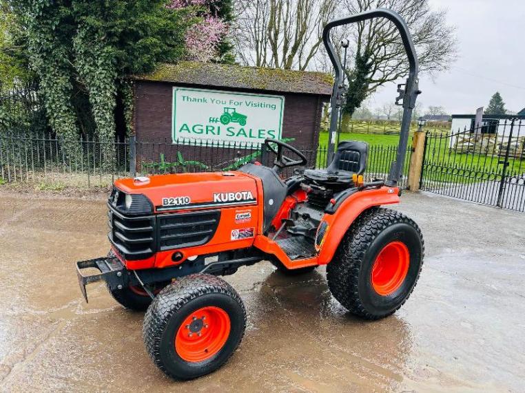 KUBOTA B2110 4WD TRACTOR C/W ROLE BAR *VIDEO*