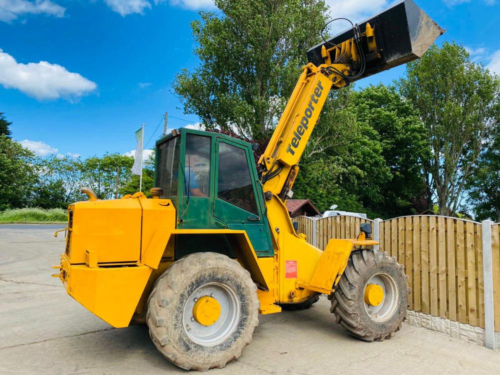 SANDERSON TX525 4WD TELEHANDLER C/W BUCKET , TINES & 2 X BRAND NEW ...
