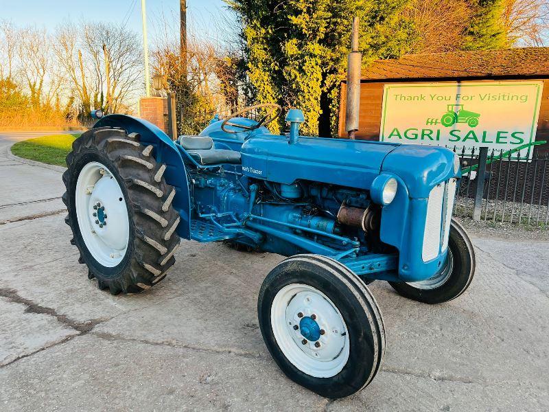 FORDSON DEXTER TRACTOR *YEAR 1960* C/W PICK UP HITCH
