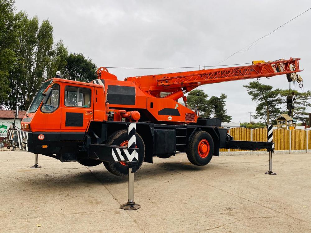 TADANO AR-250E ROUGH TERRIAN MOBILE CRANE C/W SWING AWAY JIB