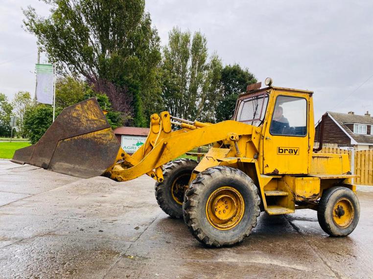 BRAY LOADING SHOVEL HIGH REACH C/W BUCKET