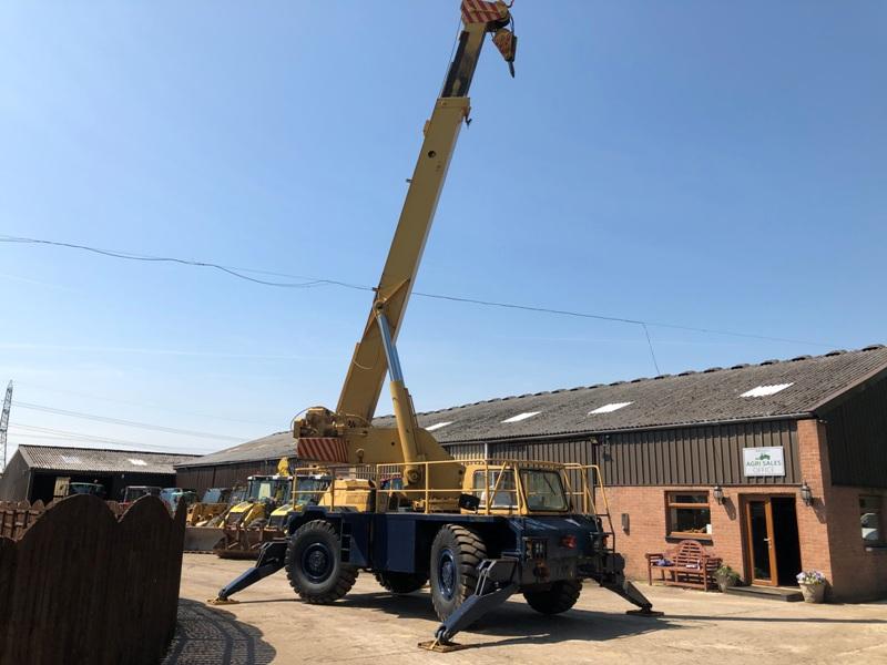 COLE HYDRA HUSKY 150T ALL TERRAIN CRANE ( PLEASE SEE VIDEO )