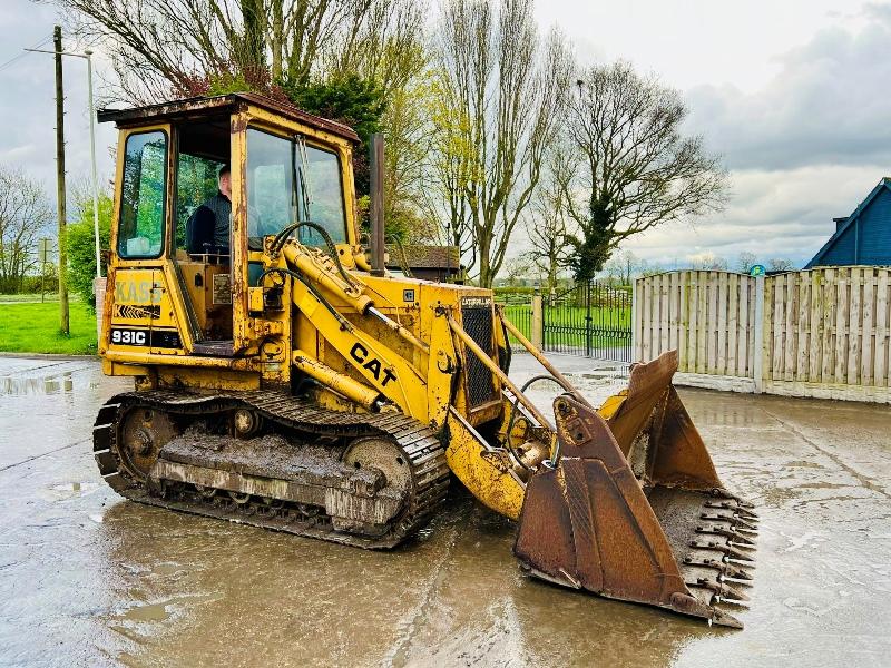 CATERPILLAR 931C DROTT C/W THREE IN ONE BUCKET *VIDEO*