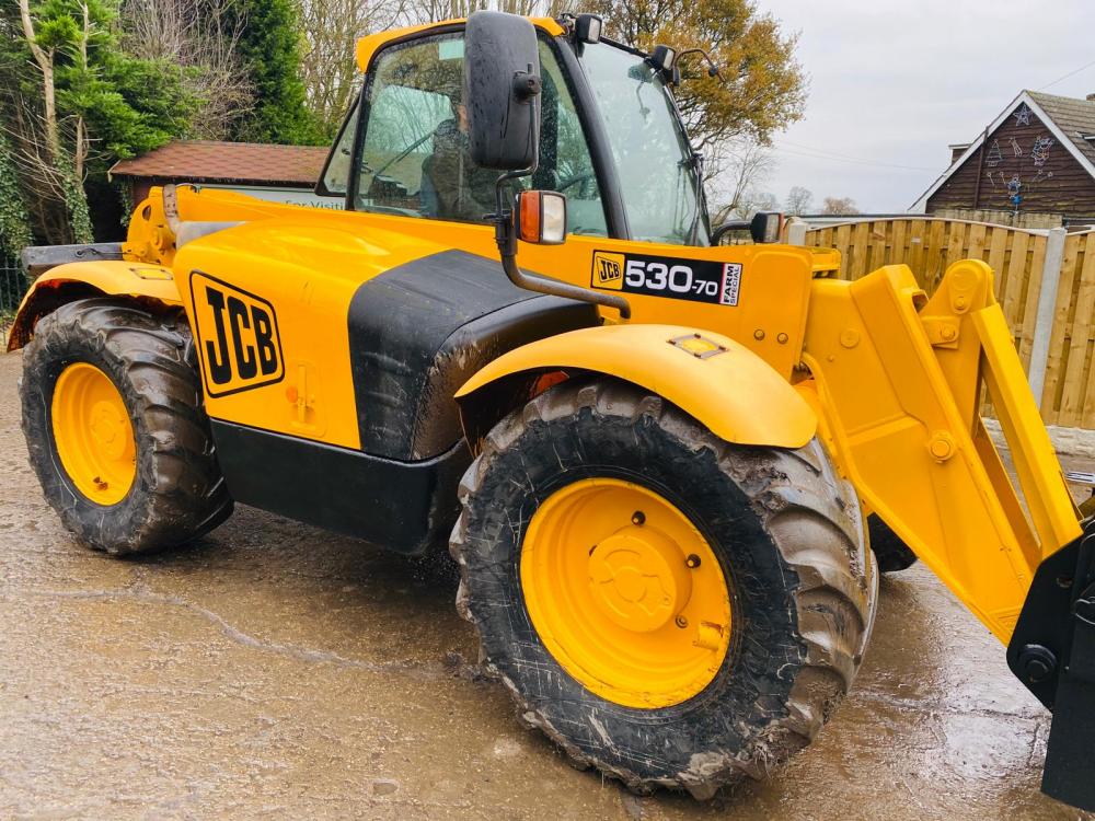 JCB 530-70 TURBO TELEHANDLER * AG-SPEC * C/W PICK UP HITCH