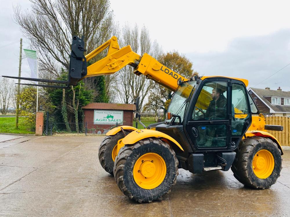 JCB 530-70 TURBO TELEHANDLER * AG-SPEC * C/W PICK UP HITCH