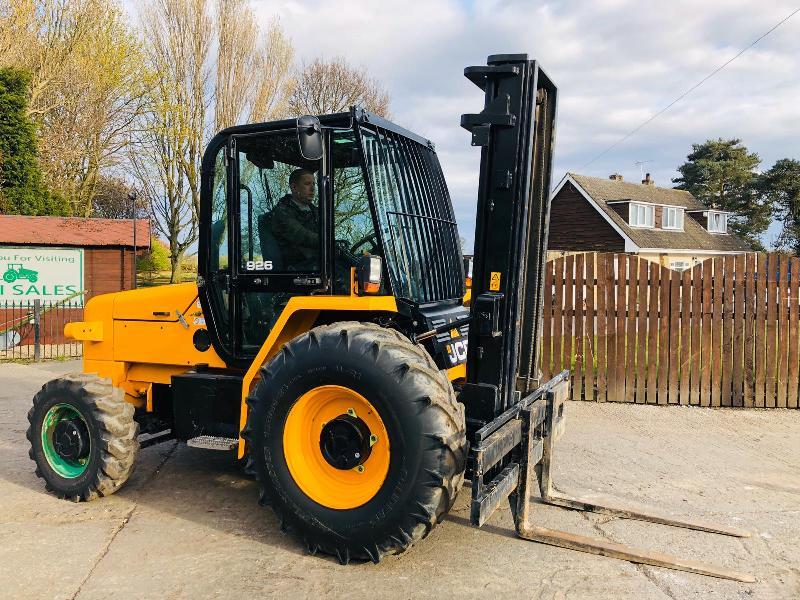 JCB 926 4WD MASTED FORKLIFT * YEAR 2017 ONLY 815 HOURS * PLEASE SEE VIDEO