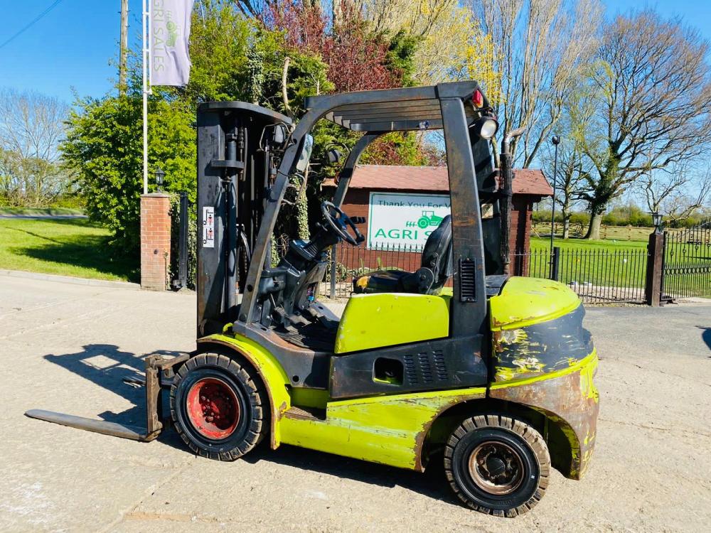 CLARK C25D CONTAINER SPEC DIESEL FORKLIFT * YEAR 2012 * C/W SIDE SHIFT