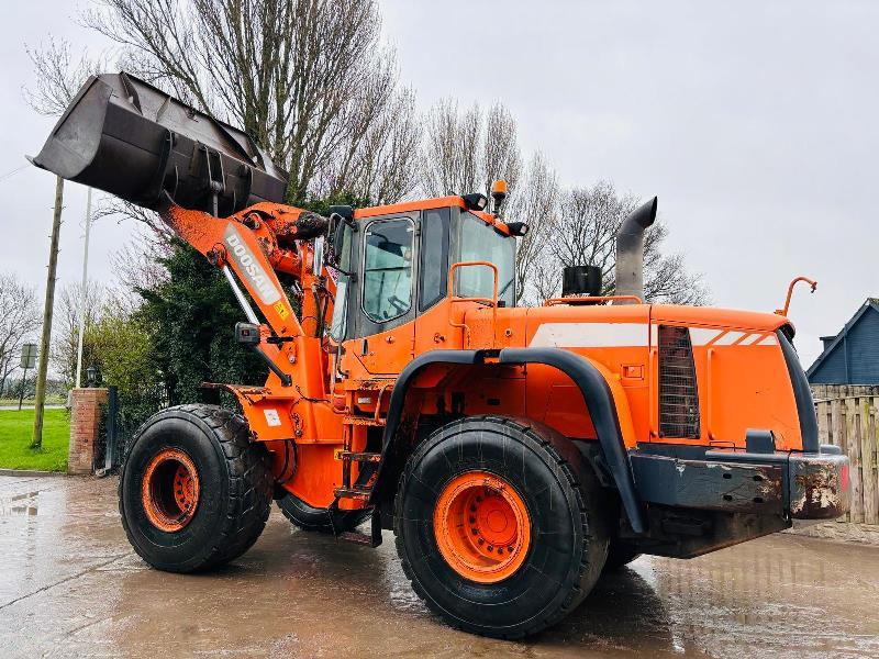 DOOSAN DL300 4WD LOADING SHOVEL *YEAR 2011* C/W REVERSE CAMERA *VIDEO*