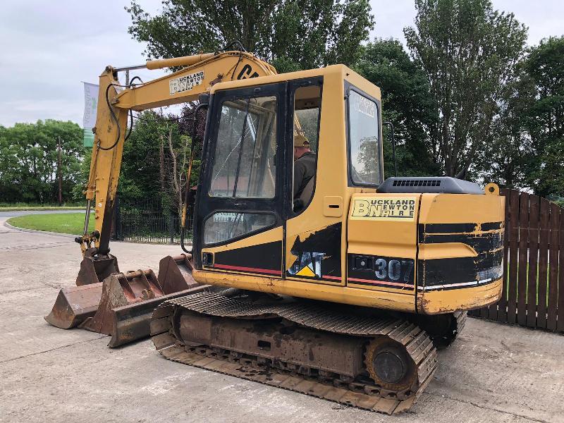 CAT 307 TRACKED EXCAVATOR